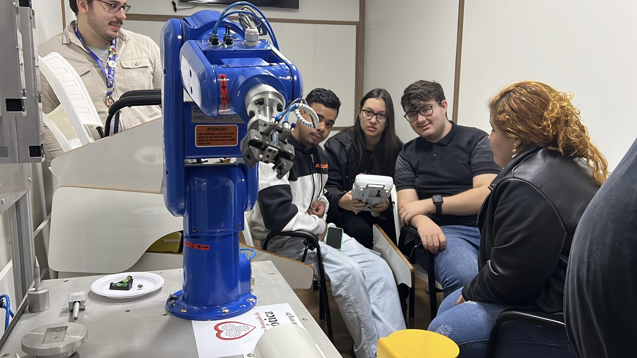 Treinamento de Robótica na FSA: prática desde o primeiro semestre - FSA ...